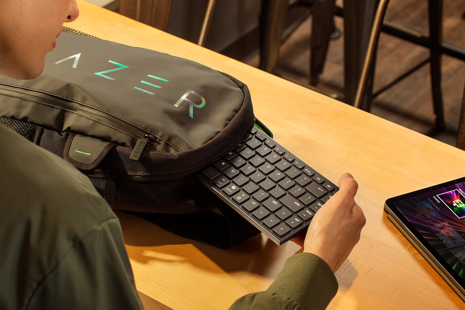 Razer выпустила компактные игровые мышь Basilisk Mobile и клавиатуру ...