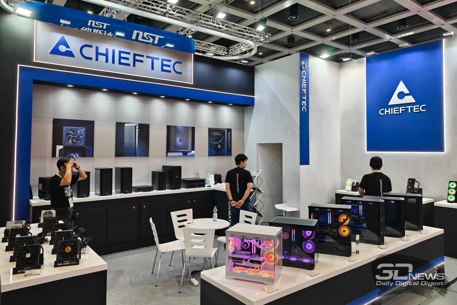 Chieftec показала на IFA 2025 новые корпуса, блоки питания и СЖО